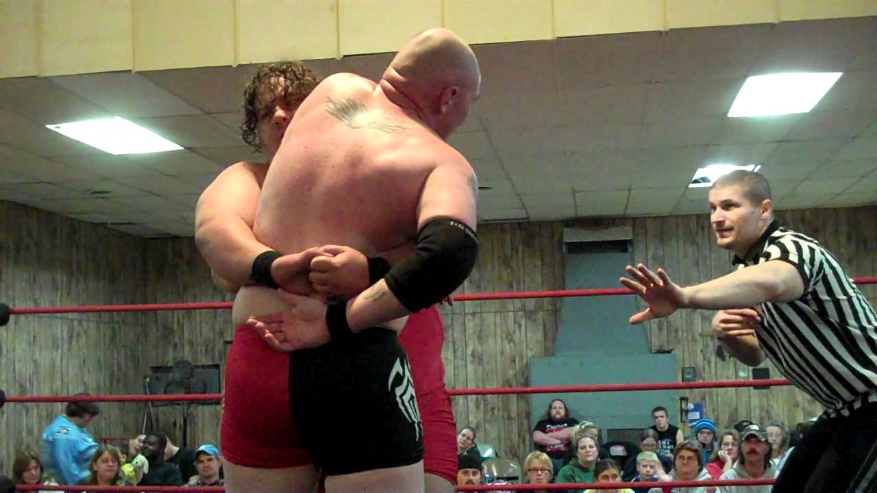 Blake Reed vs. Cody Strong - YouTube