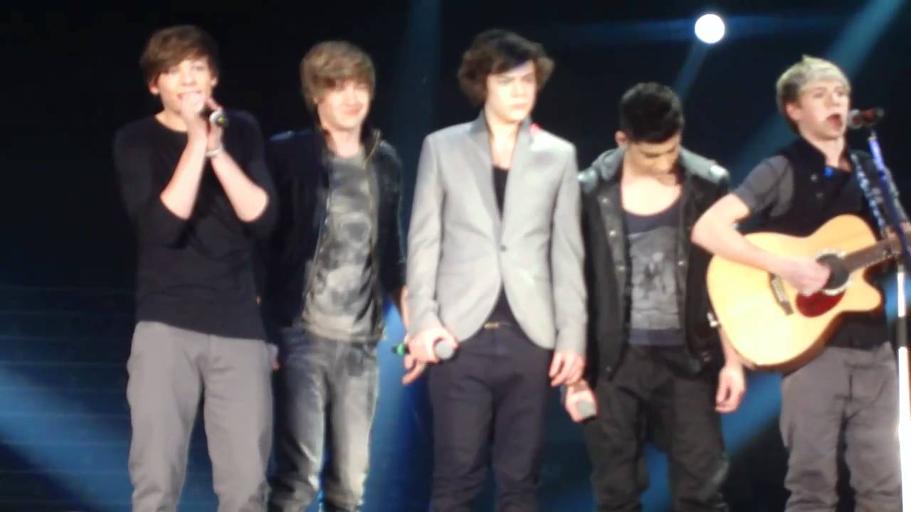 One Direction - Grenade at Glasgow SECC - YouTube