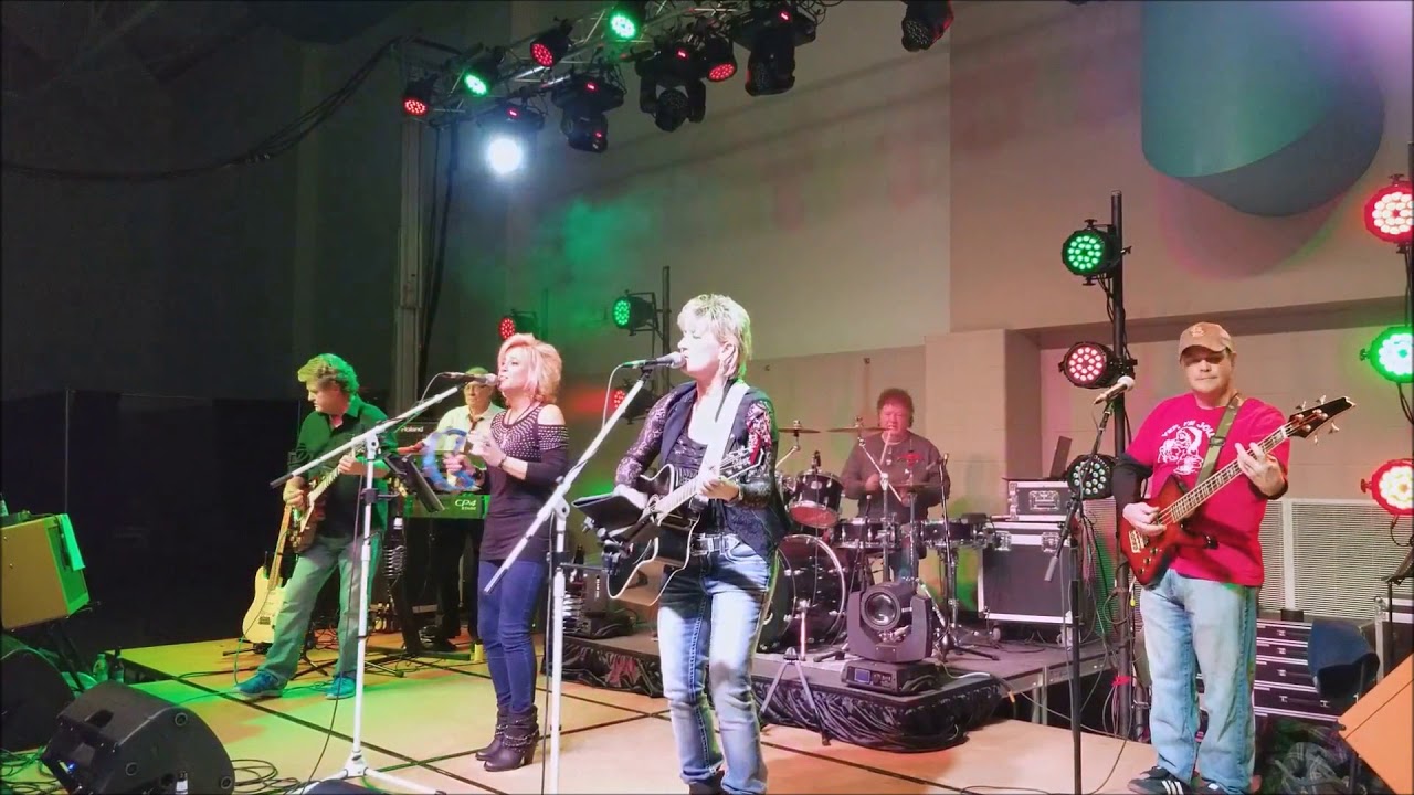 Outside The Lines Band @ The Osage Center Cape Girardeau MO 12.08.2017 ...