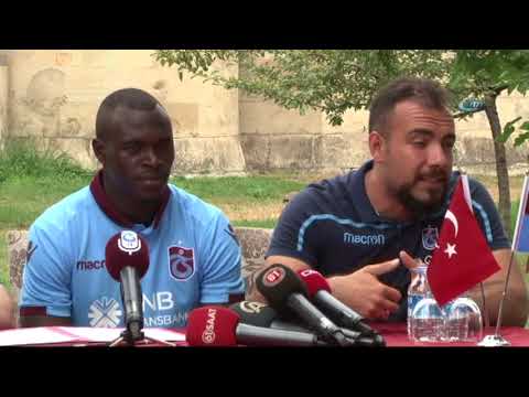 Trabzonspor'da Zargo Toure Sözleşme İmzaladı