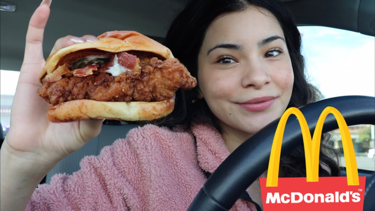 TRYING McDonald's NEW BACON RANCH McCRISPY SANDWICH!! - YouTube