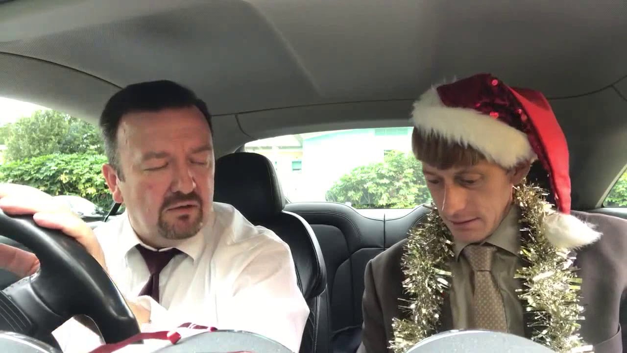 Ricky Gervais Lookalike - Hire from www.garston-entertainment.co.uk ...