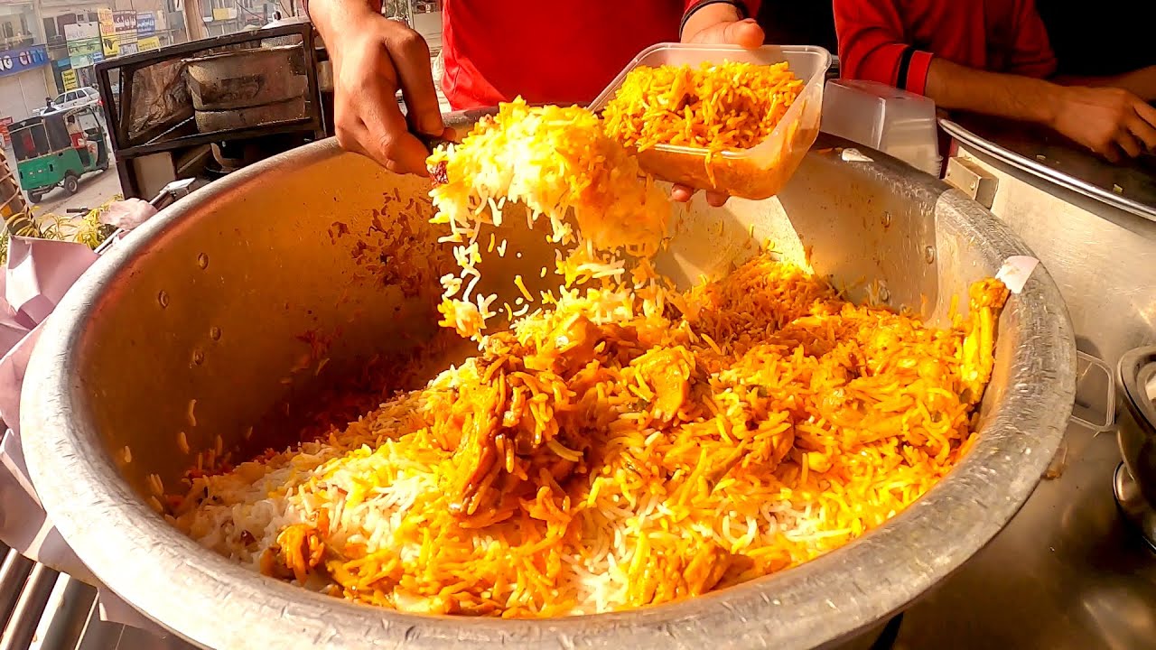 Famous Multani Master Biryani and Chicken Pulao - YouTube