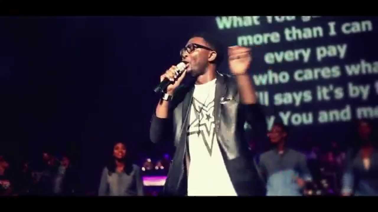 Dee Jones- Radical Praiser (Live) - YouTube