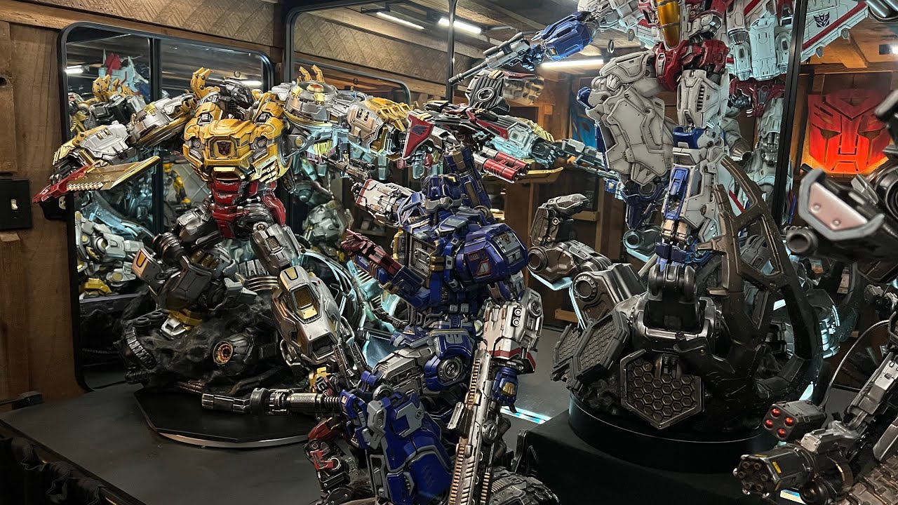 XM G1 Transformers Display Room Optimus, Grimlock, Star Scream ...