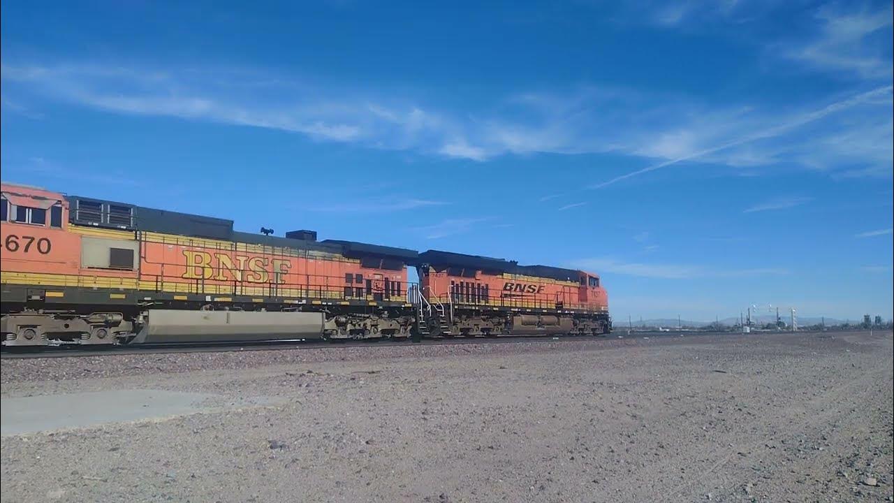 EB BNSF Power Move Train In Daggett Ca! #bigbossrailfanner - YouTube