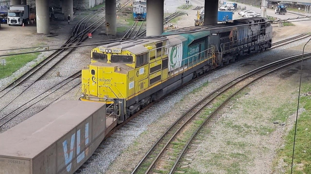 Trem VLi com AC44i VLi e SD70ACE Eldorado chegando em PCZ margem ...