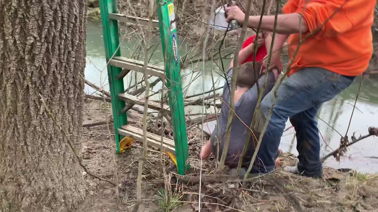 VID19 Weldons zipline fail #1 - YouTube