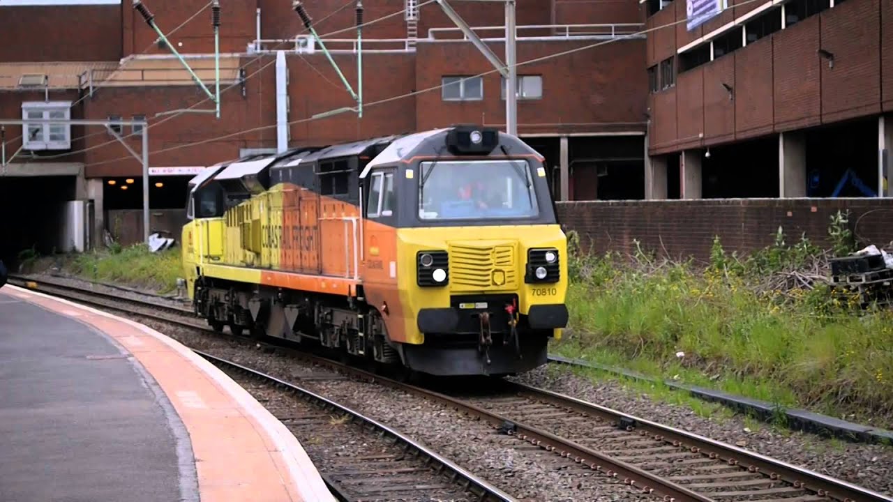 Walsall railway station - Colas Rail -70810 - YouTube