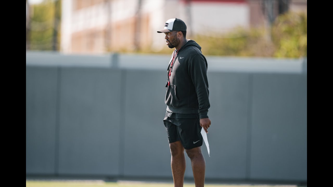 Houston Football Availability: Associate Head Coach Doug Belk (Aug. 29 ...