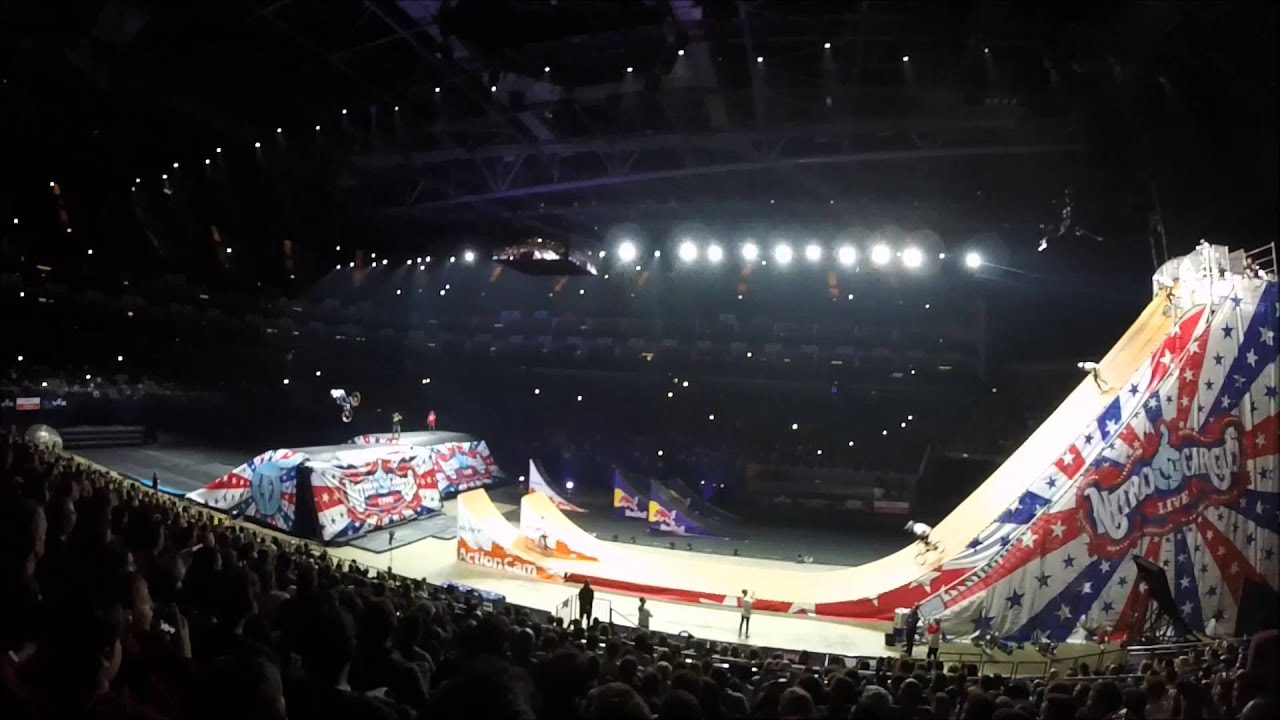 Nitro Circus, O2 Arena London, 6.2.2016 - YouTube