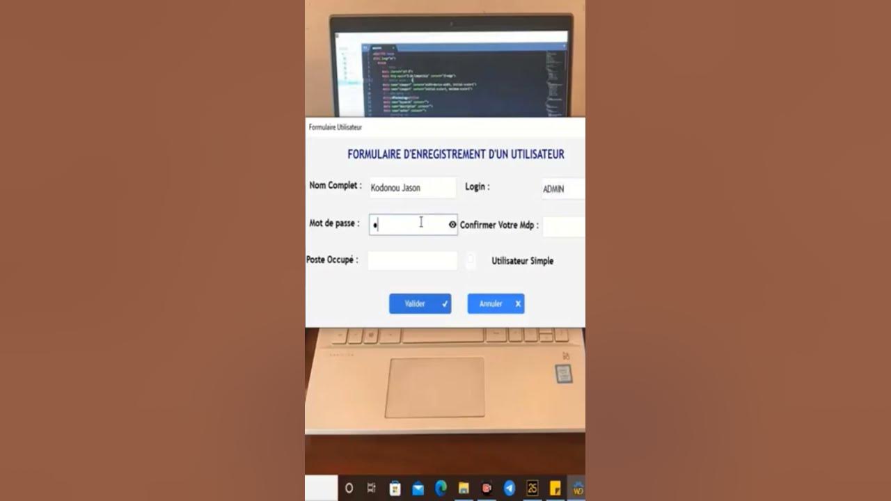 Démonstration d'une interface de connexion créée en Windev - YouTube