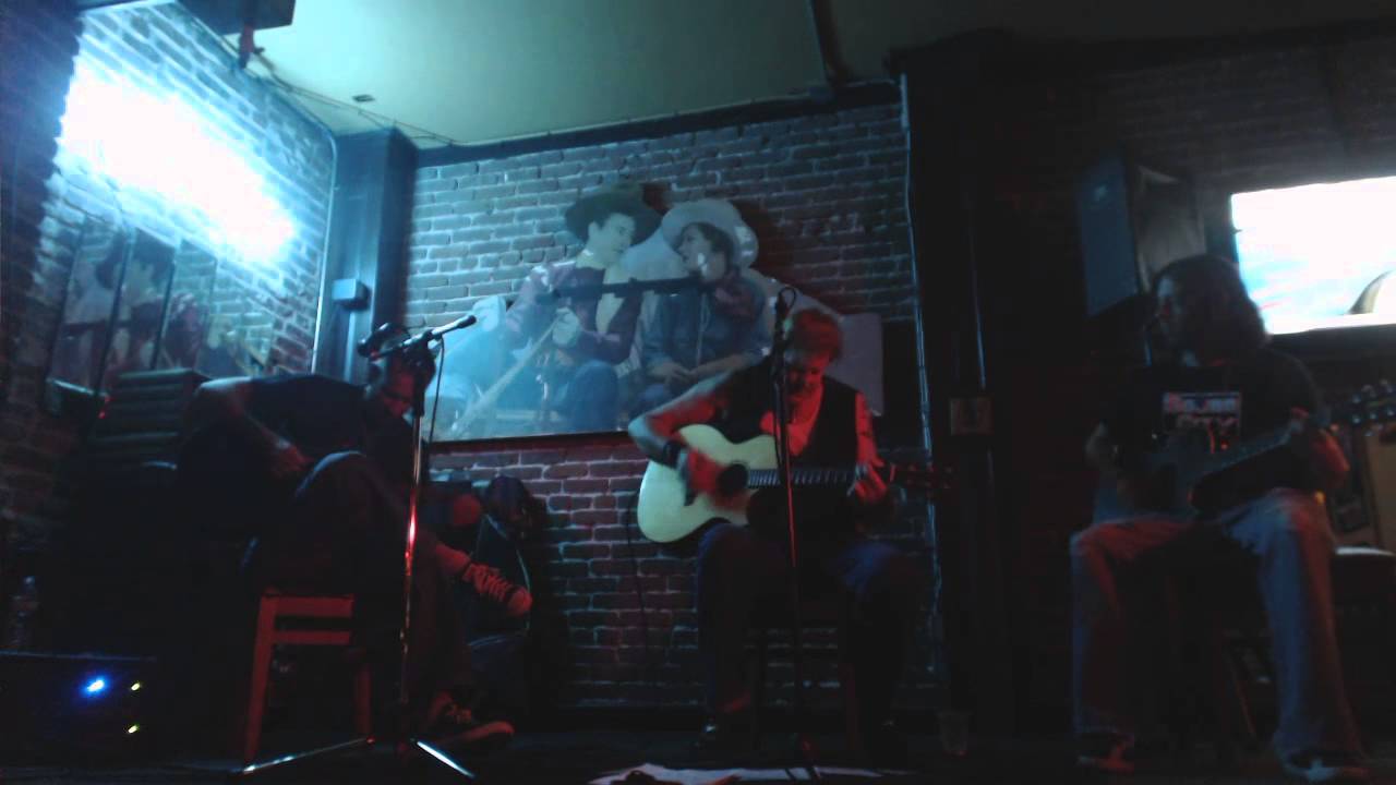 Frankie Russell & Friends - The Blue Beet, CA - YouTube