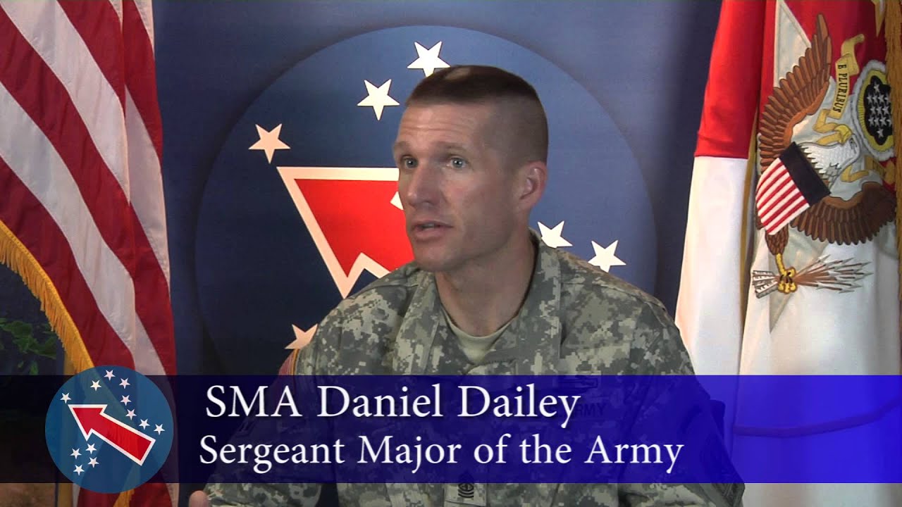 USARPAC - US Army - Sergeant Major of the Army Dailey visits U.S. Army ...