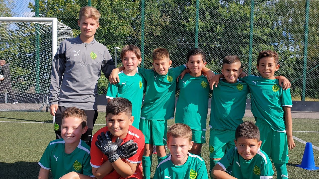 Oxie SK vit - BK Olympic röd 04/09/2022 - YouTube