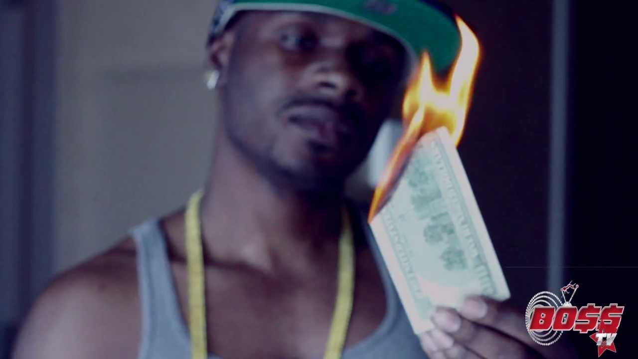 TKO CAPONE COUNTS $100,000 RACKS [BURNS UP MONEY] BALLIN B4 A DEAL PT.1 ...