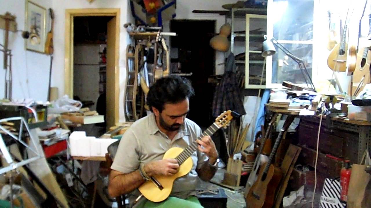 Roberto Moritz improvisa no Rajão Orjais - YouTube