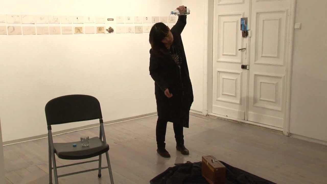Angie Seah - Performance art meeting, Galeria Labirynt, Noc Kultury ...