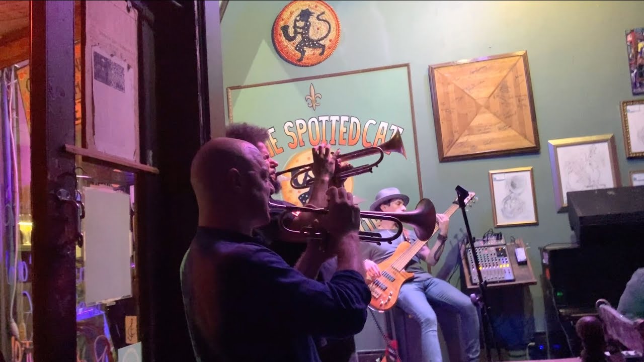 Epic Trumpet Battle - Adam Rapa & Ashlin Parker - YouTube