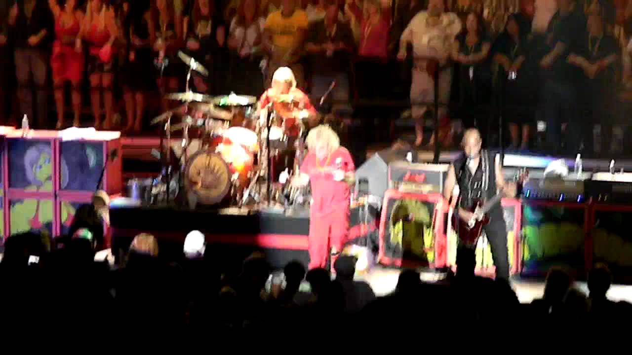 three lock box - YouTube