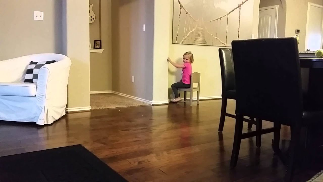 Hilarious little girl in timeout. Wait for it! - YouTube