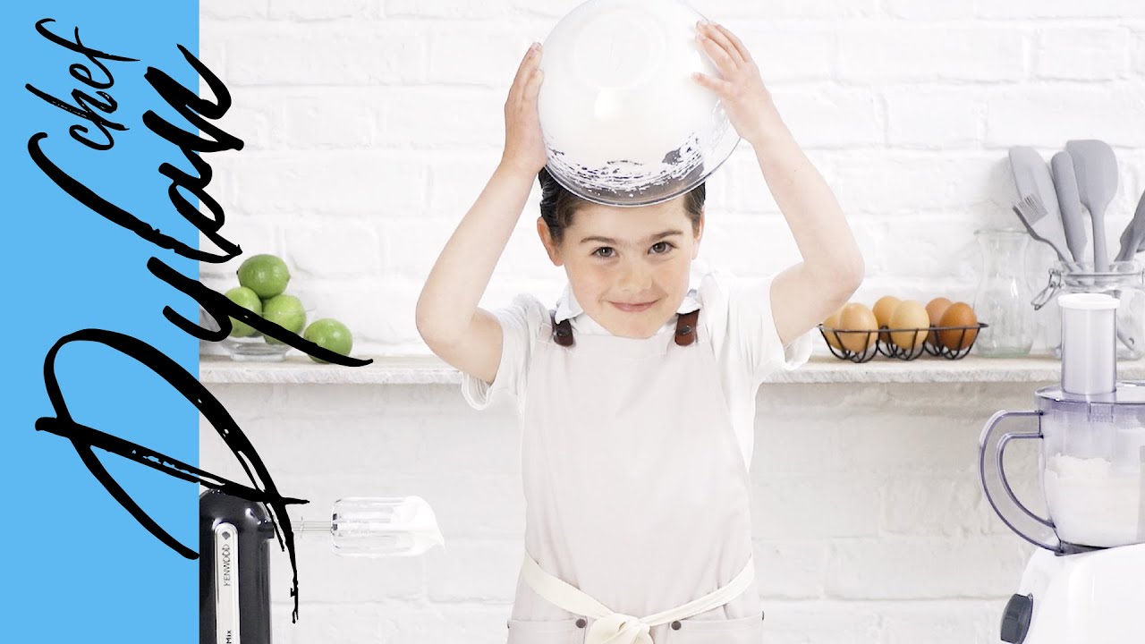 Chef Dylan: How to make easy macarons - YouTube