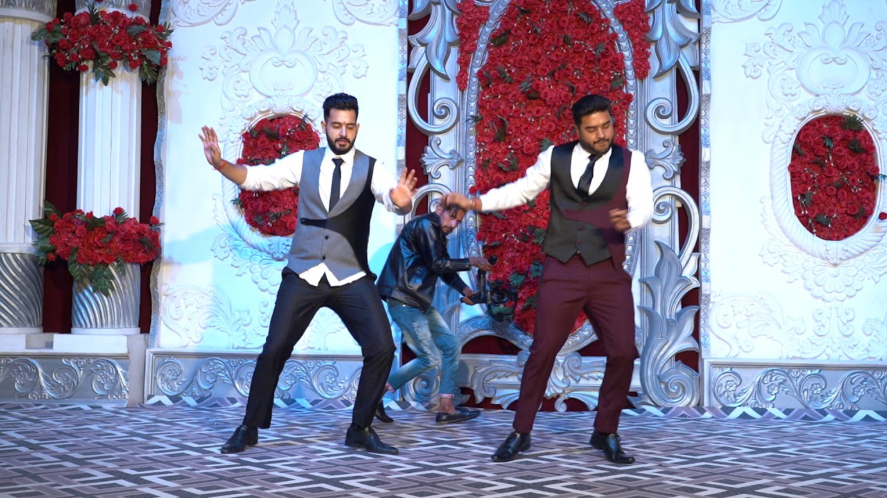 Best Brother's Dance Performance On Sister's Marriage - YouTube