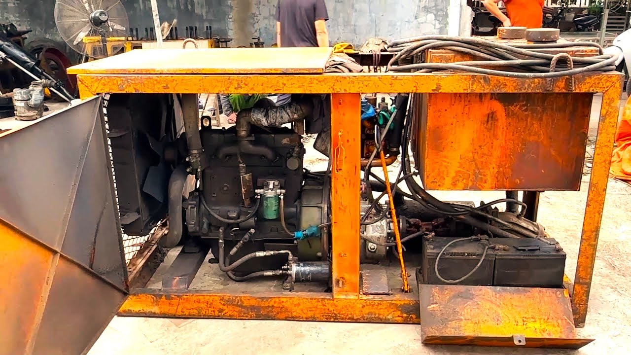 Genius Boy Completely Restored Broken Hydraulic Concrete Pile Driver ...