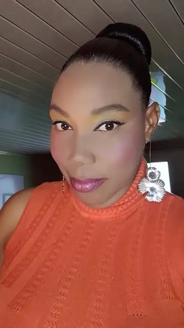 split personality - YouTube