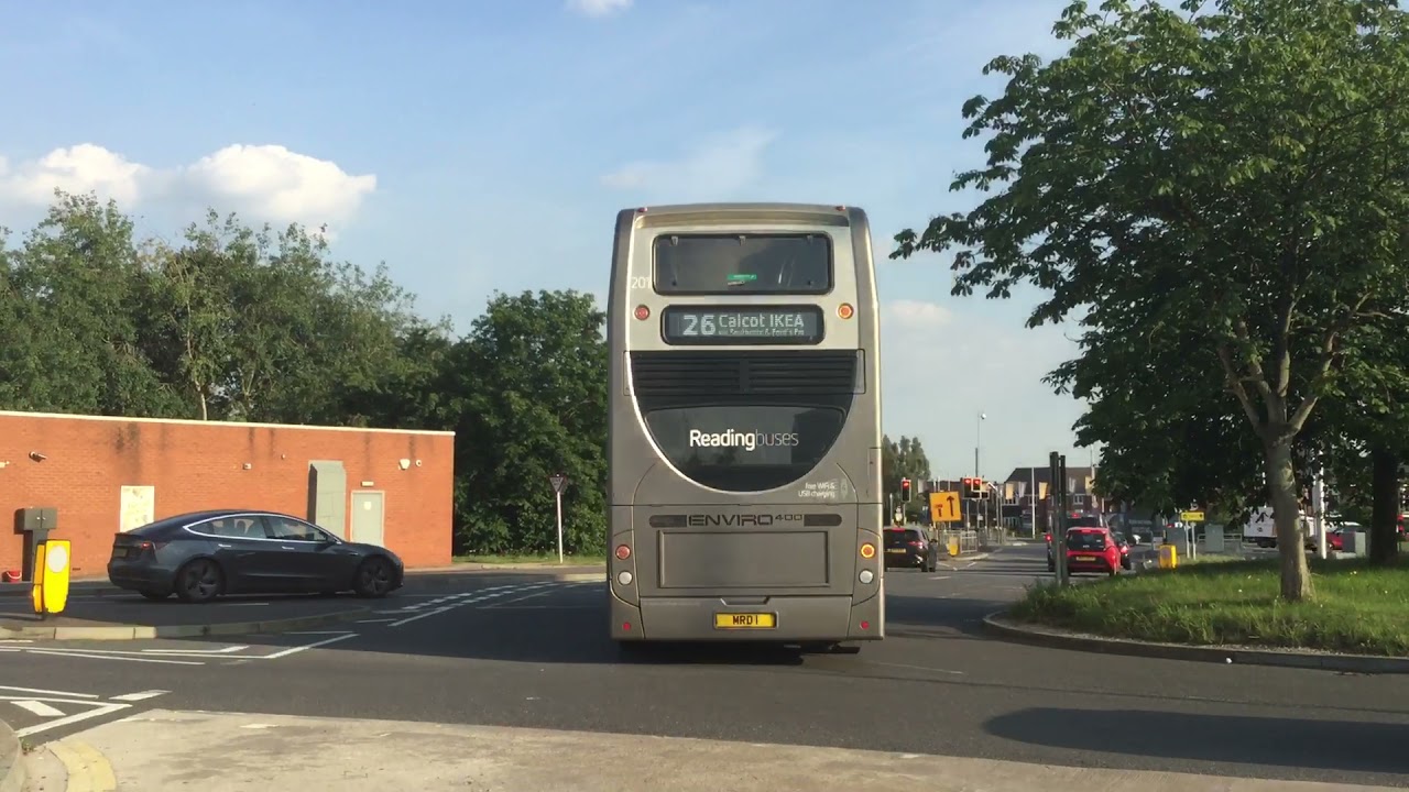 Reading Buses Enviro400 201 (MRD 1) On Route 26 To Calcot IKEA - YouTube