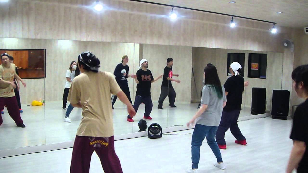 YOSHIO (S.A.S) / SHAKE DANCE STUDIO - YouTube