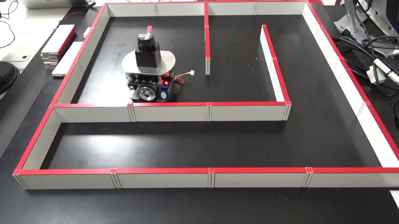 Raspberry Pi Mouse in a maze environment (revised) - YouTube