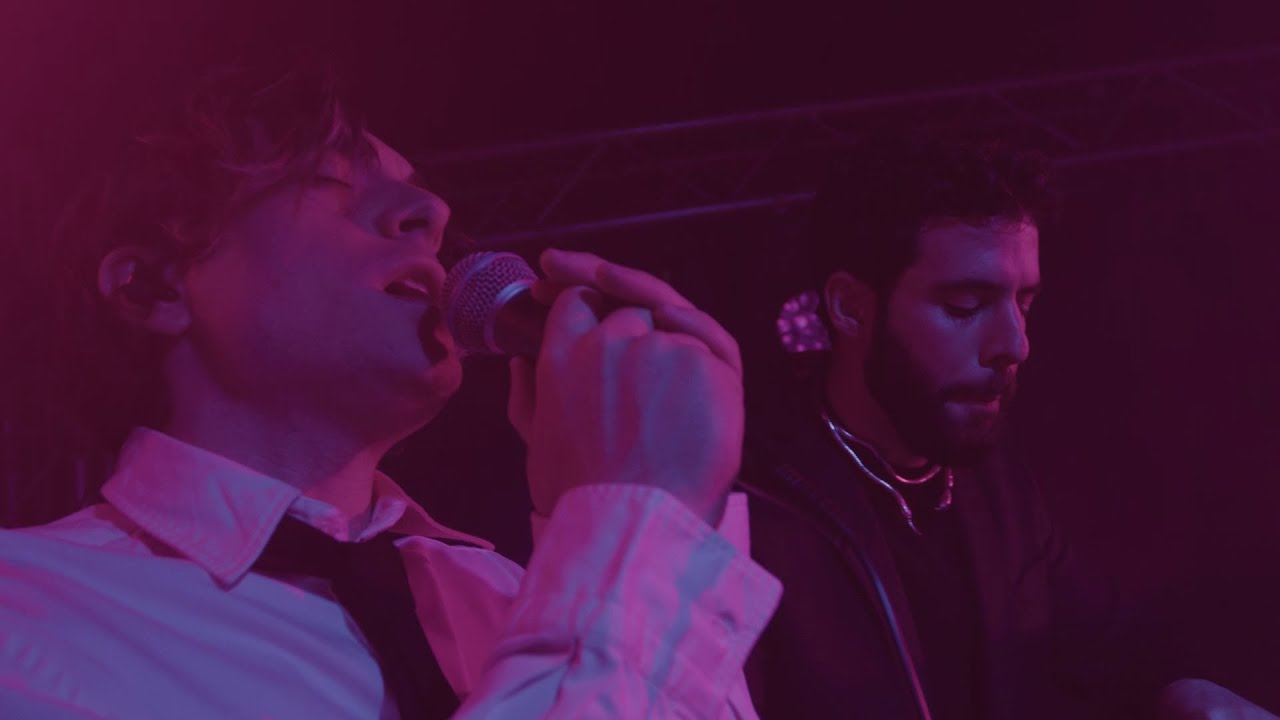 I am Poison - Specchio (Extended Live Version) - YouTube