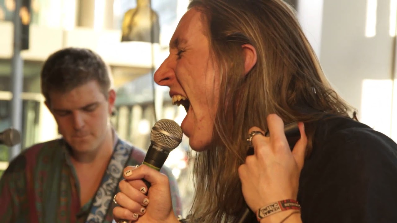 Saytr Play - 'Dead End' - Band and Bean August 2017 - YouTube