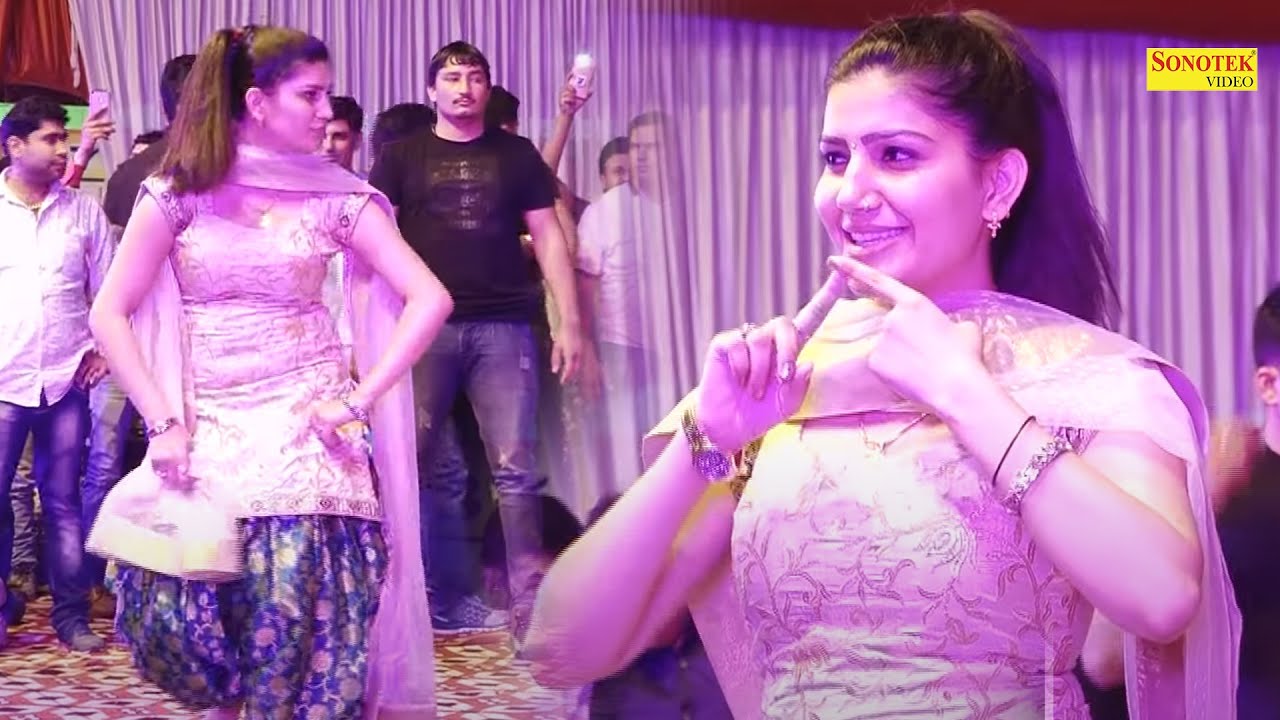 Sapna Dance :- Bol Tere Mithe Mithe I Sapna Chaudhary I Live Dance ...