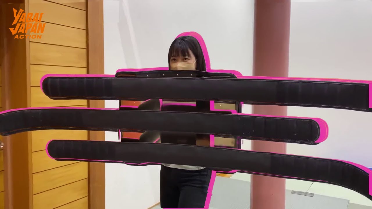 【Self Defense】A Must-Watch for Women! Using the Strongest Restraint ...