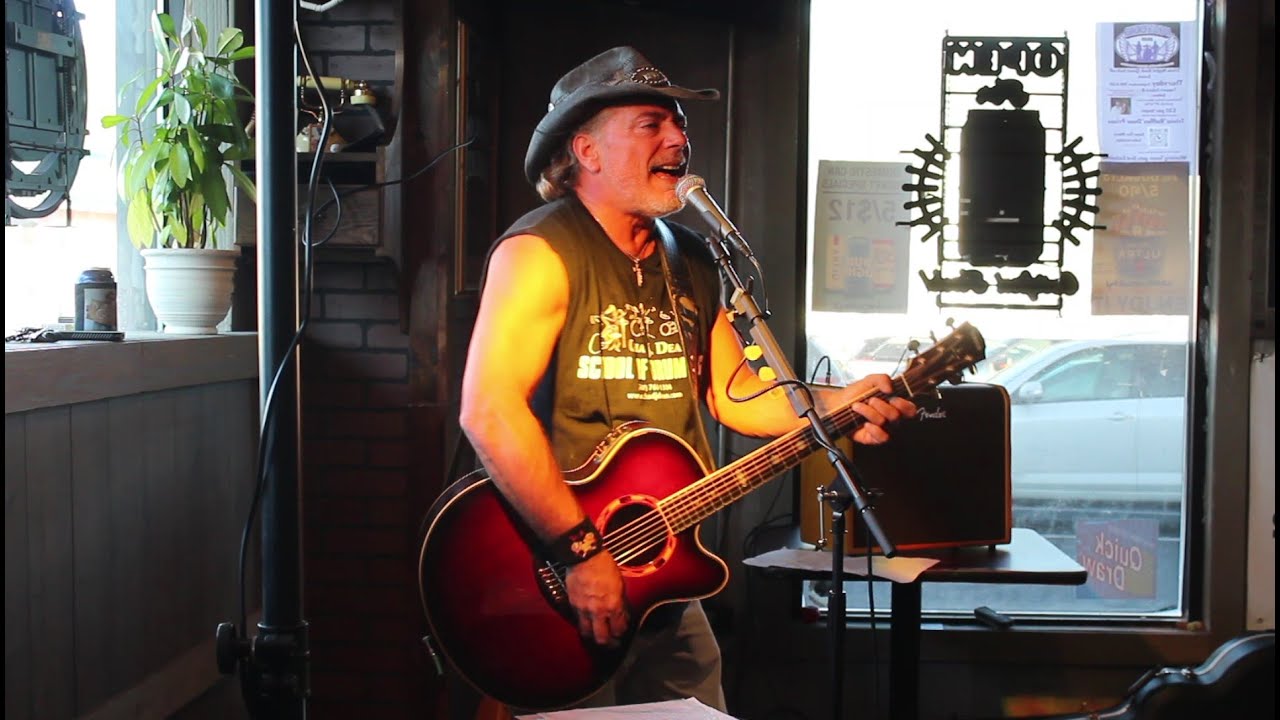 Tim Ruffo performing "A Pirate Looks At Forty" by Jimmy Buffett - YouTube