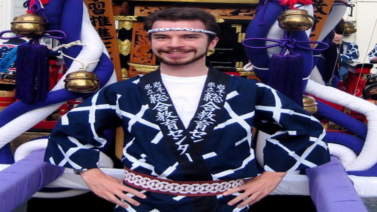 Real Life Shenmue | 5 Year Anniversary Tribute | Rodger Swan - YouTube