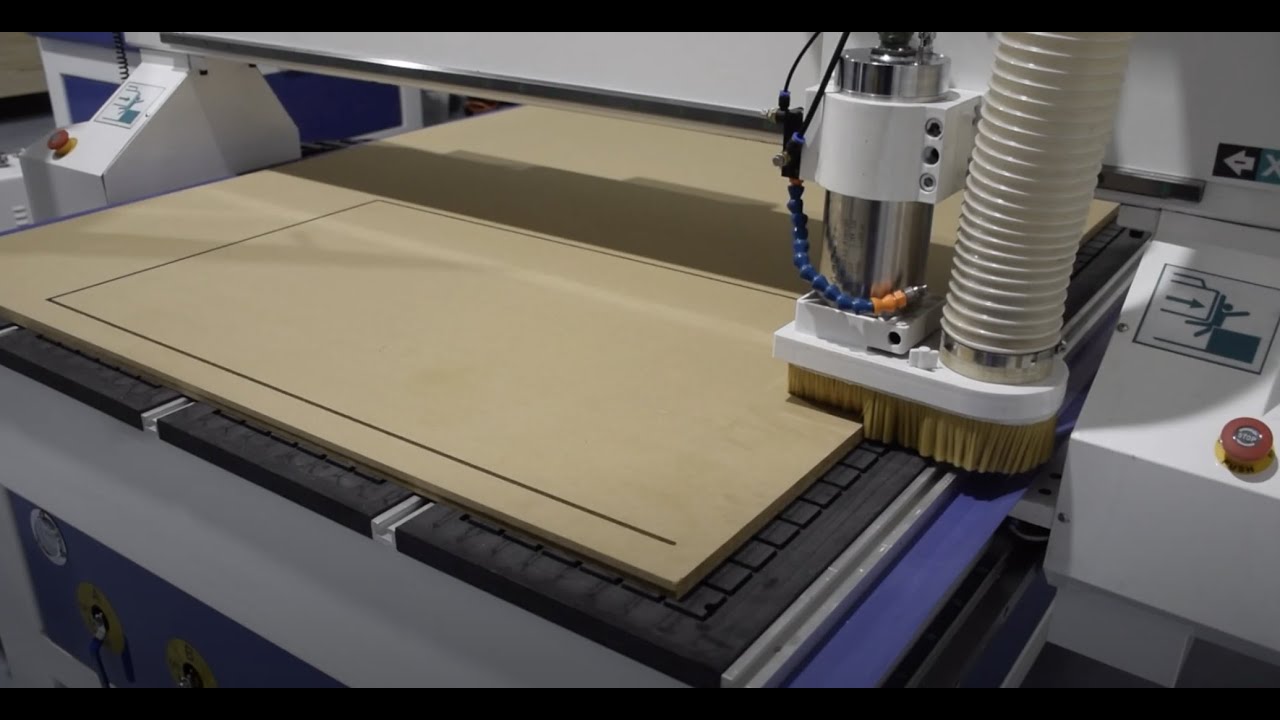 Produktvideo: CNC Fräsmaschine, Industry Serie - YouTube