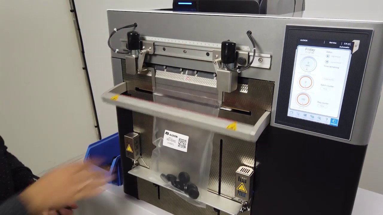 SpeedPack TT 300 Avec dépose d'étiquettes - YouTube