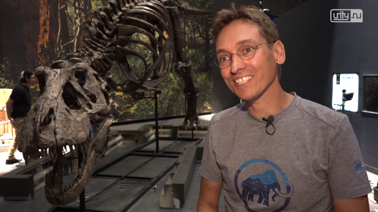 T. rex Trix staat weer in volle glorie in Naturalis - YouTube