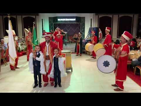 Mehter Marşı  ‘Ceddin Deden Neslin Baban Hep Karaman Türk Milleti ‘