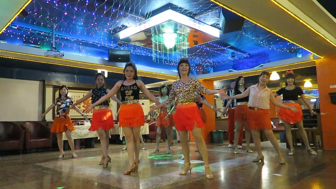 Here We Go Samba Line Dance(By Grace David & Nunik Susanto) - YouTube