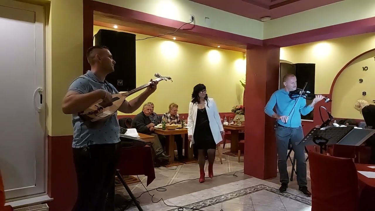 Miroslav Calusic i Jurica Tokić Viskovo Rijeka Izvorno kolo - YouTube