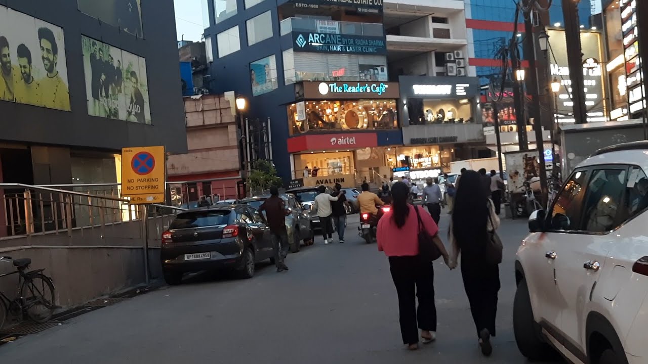 🇮🇳 The Hidden Gems of NCR: Exploring Noida Sector 18 Market | Walking ...