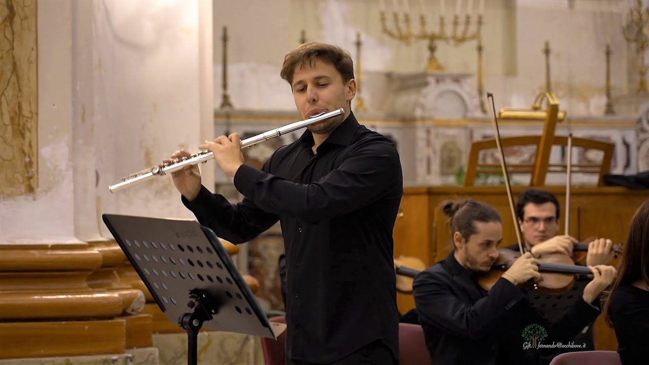 Alvignano 24sept22 - Orch.Cam. CE & Alberto Navarra - flute - YouTube