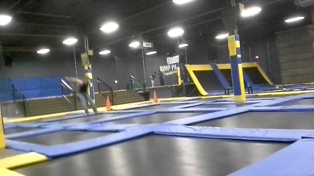 Hoodrich at Chattanooga JUMP PARK! - YouTube