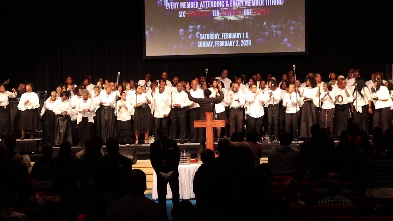Triumph Church Detroit Mass Choir - YouTube