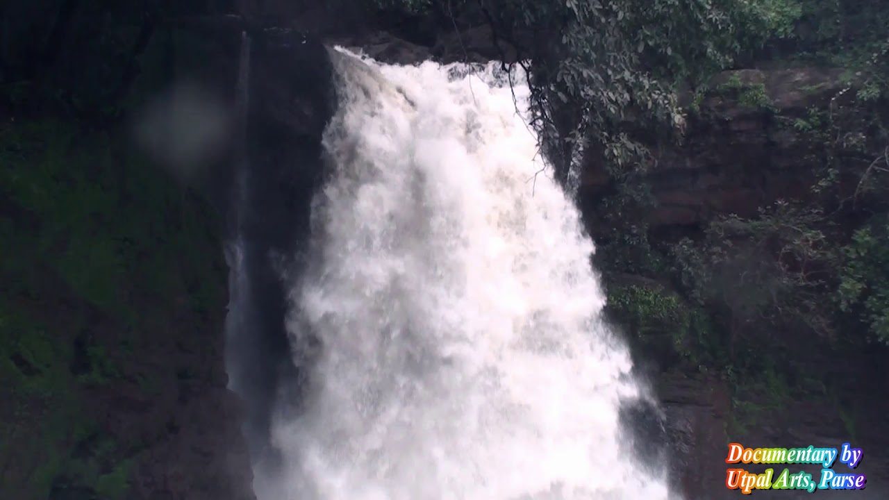 Indian waterfalls: Haravale, Goa - YouTube