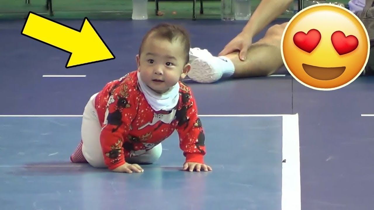 BABY ON VOLLEYBALL COURT !? Beautiful Volleyball Videos (HD) - YouTube